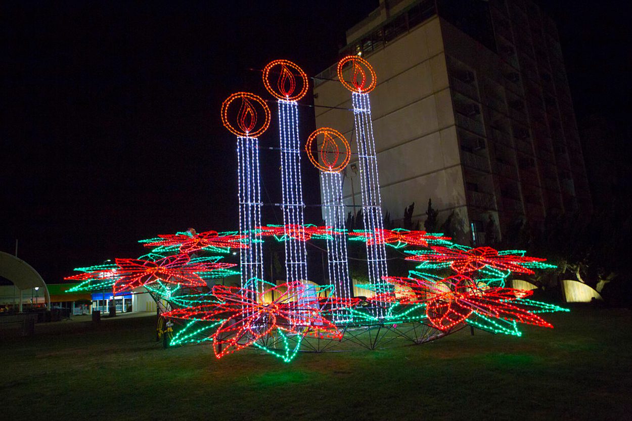 Festive Events And Christmas Lights In Virginia Beach VA (2024)