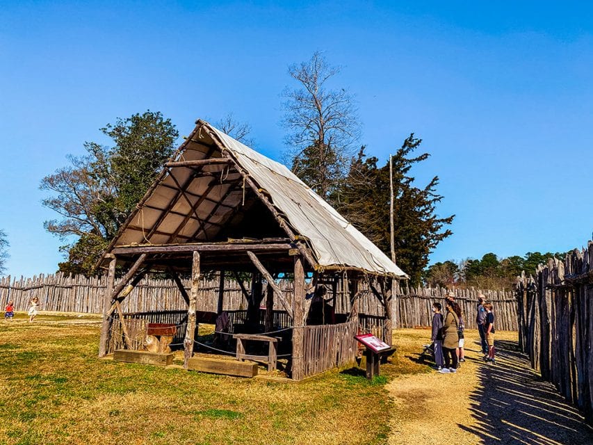 21 Historic Colonial & Revolutionary Things To Do In Jamestown VA