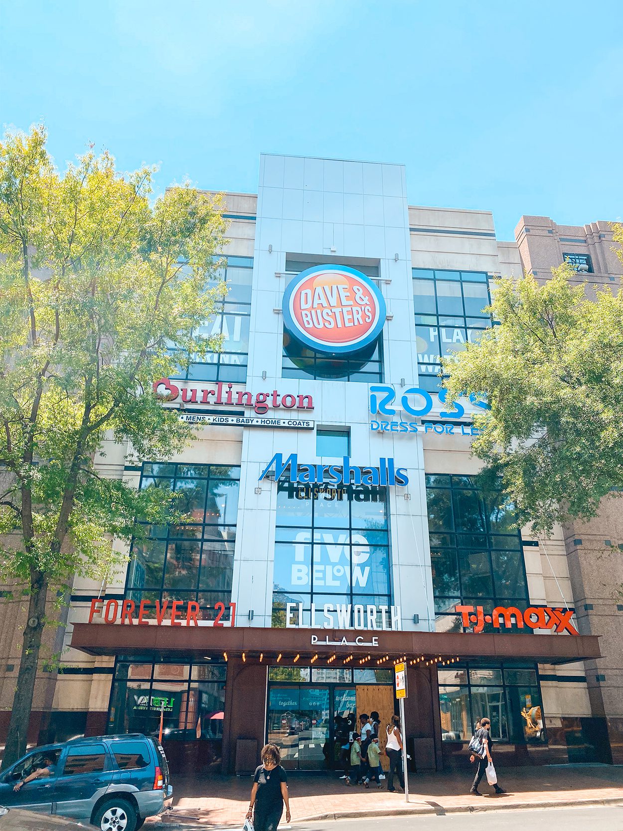 Ultimate Local's Guide to Silver Spring Happy Hour